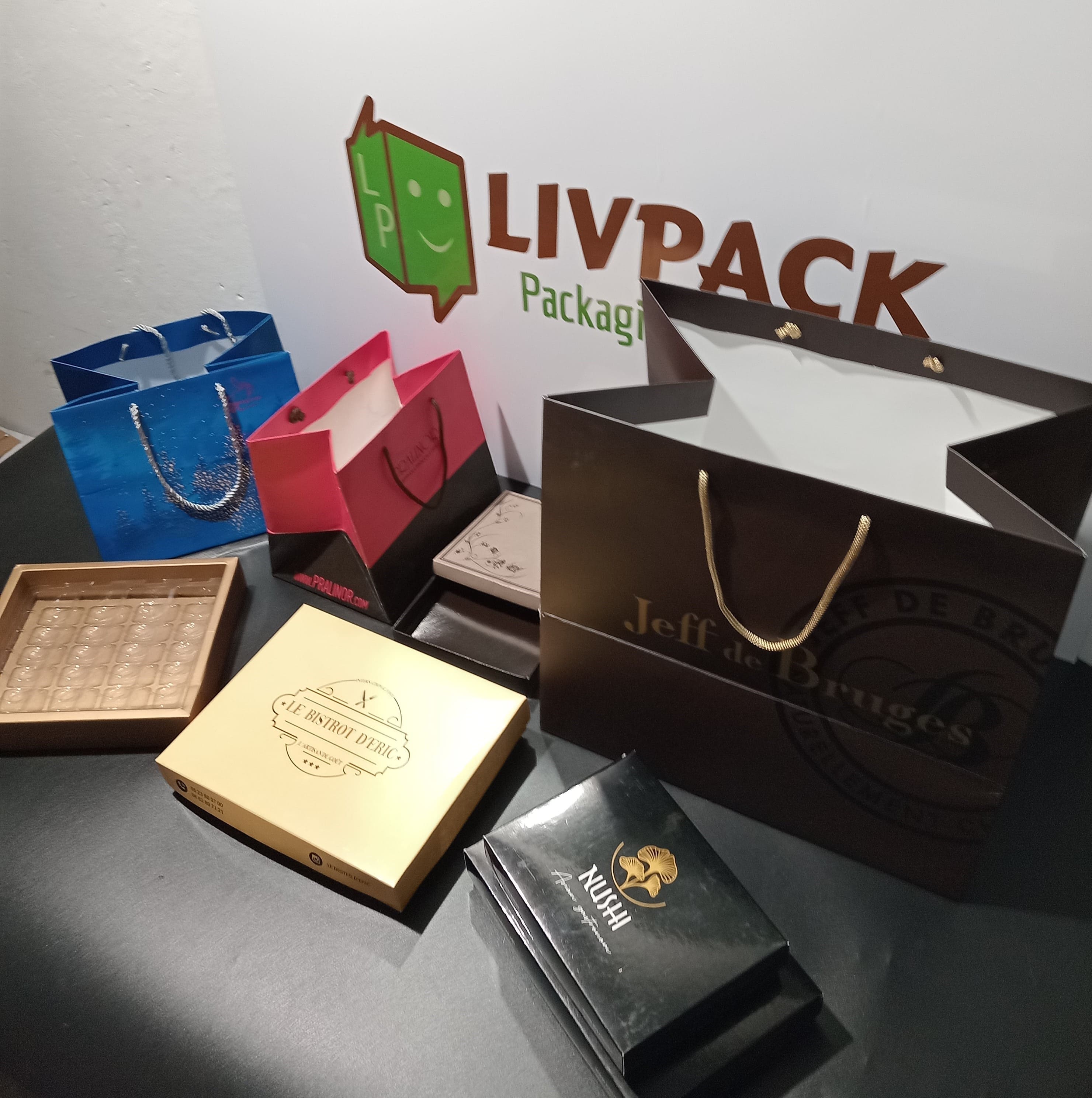 Custom Chocolate Packaging – Box & Bag with Logo | Livpack – LIVPACK ...
